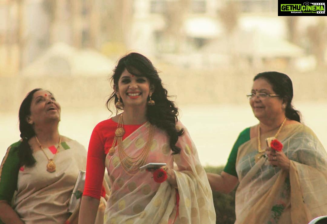 Nyla Usha Instagram – Caught … Candid with moms Thanks Shemeer for tat ...