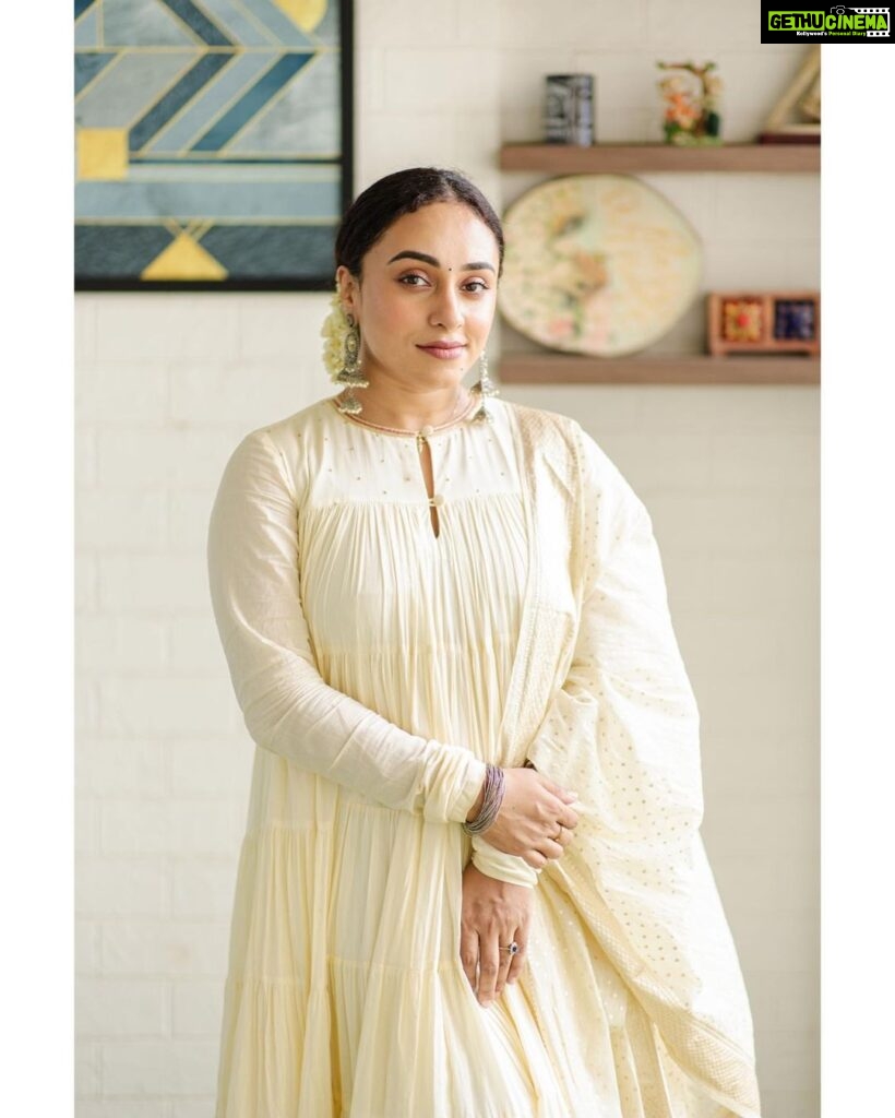 Actress Pearle Maaney HD Photos and Wallpapers September 2022 - Gethu ...