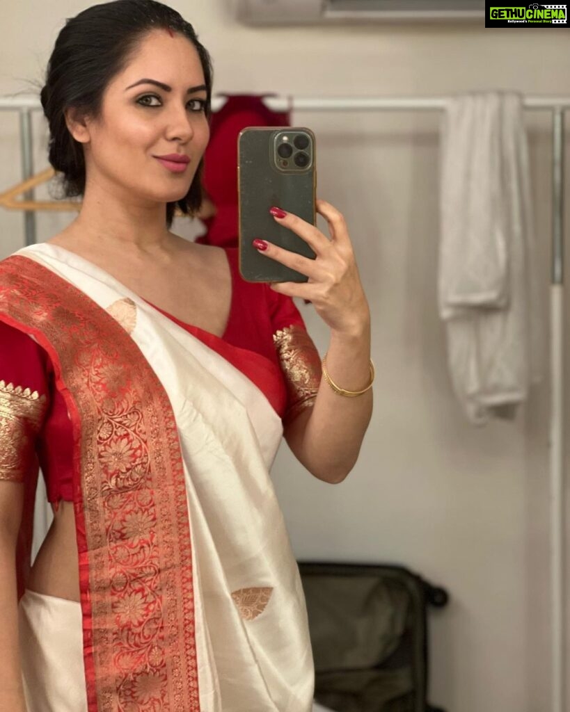 Actress Pooja Bose HD Instagram Photos and Wallpapers September 2022 ...