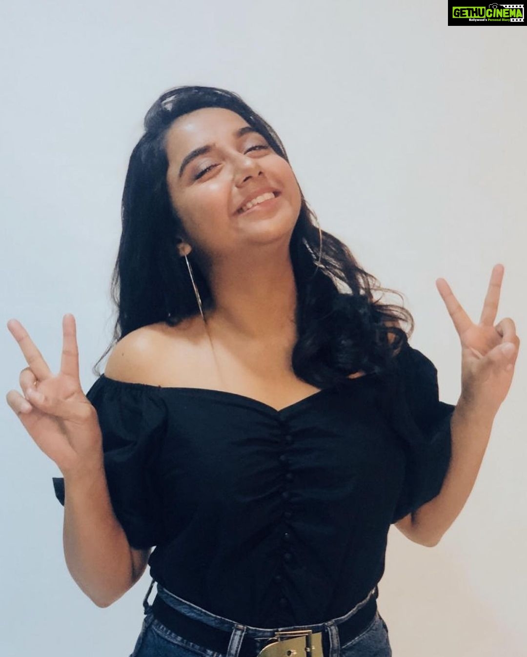 Actress Prajakta Koli HD Instagram Photos and Wallpapers December 2019 ...