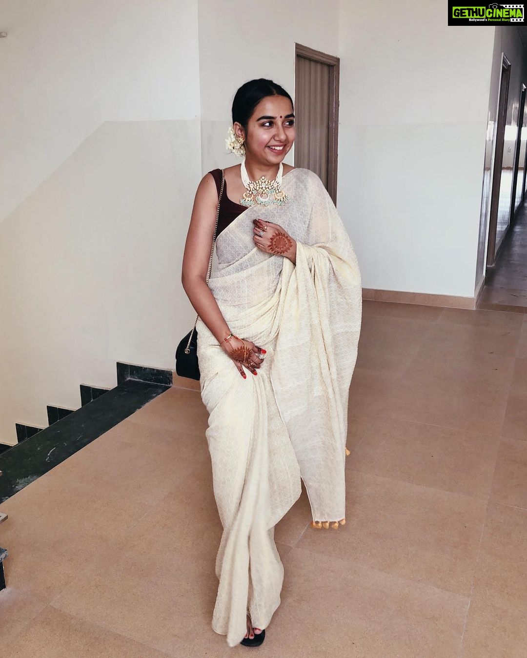 Actress Prajakta Koli HD Instagram Photos and Wallpapers August 2019 ...