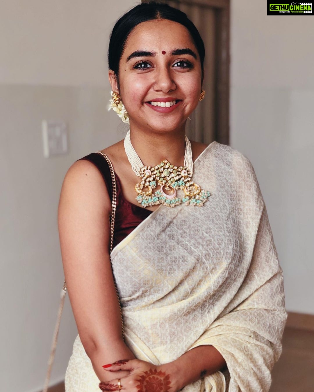 Actress Prajakta Koli HD Instagram Photos and Wallpapers August 2019 ...