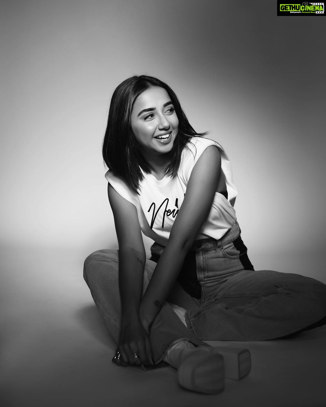 Prajakta Koli Instagram – Dreaming of you in black and white. 🤍 … Thank ...