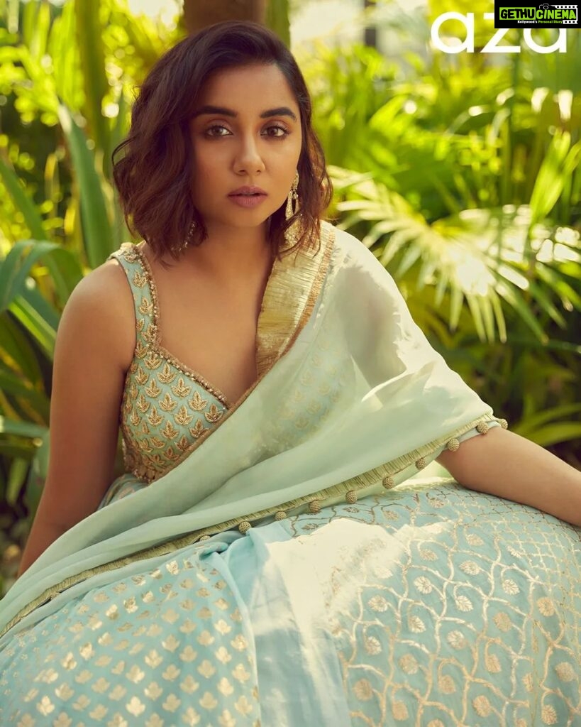 Prajakta Koli Instagram – ☀️ .. For @azafashions .. Makeup by ...