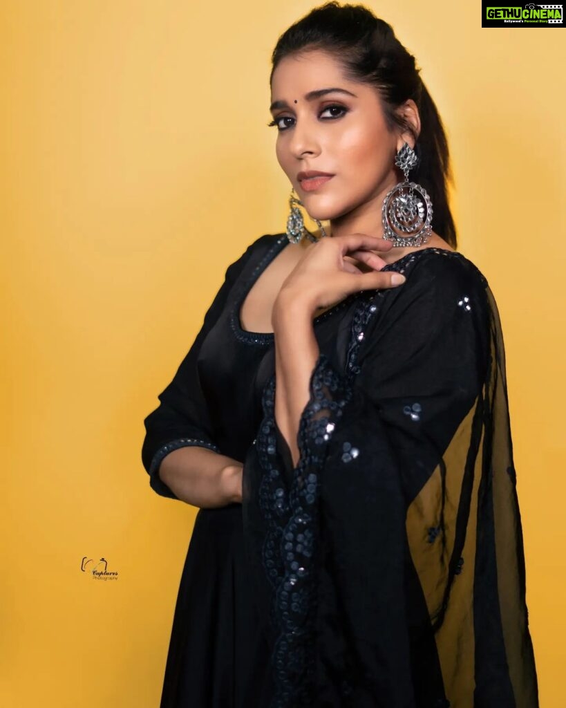 Actress Rashmi Gautam HD Instagram Photos and Wallpapers October 2022 ...