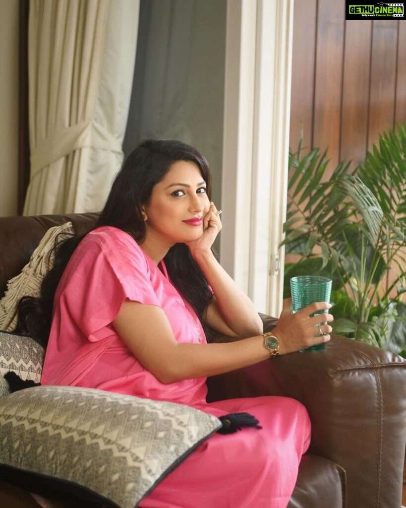 Television Actress Rucha Hasabnis HD Photos | Gethu Cinema