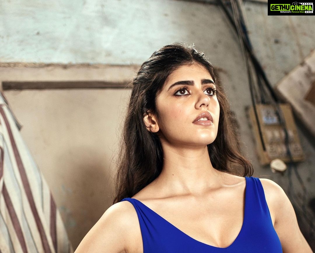 Actress Sanjana Sanghi HD Instagram Photos and Wallpapers December 2019 | Gethu Cinema