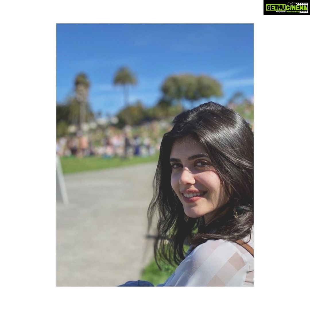 Sanjana Sanghi Instagram Helplessly In Love With You Your Streets