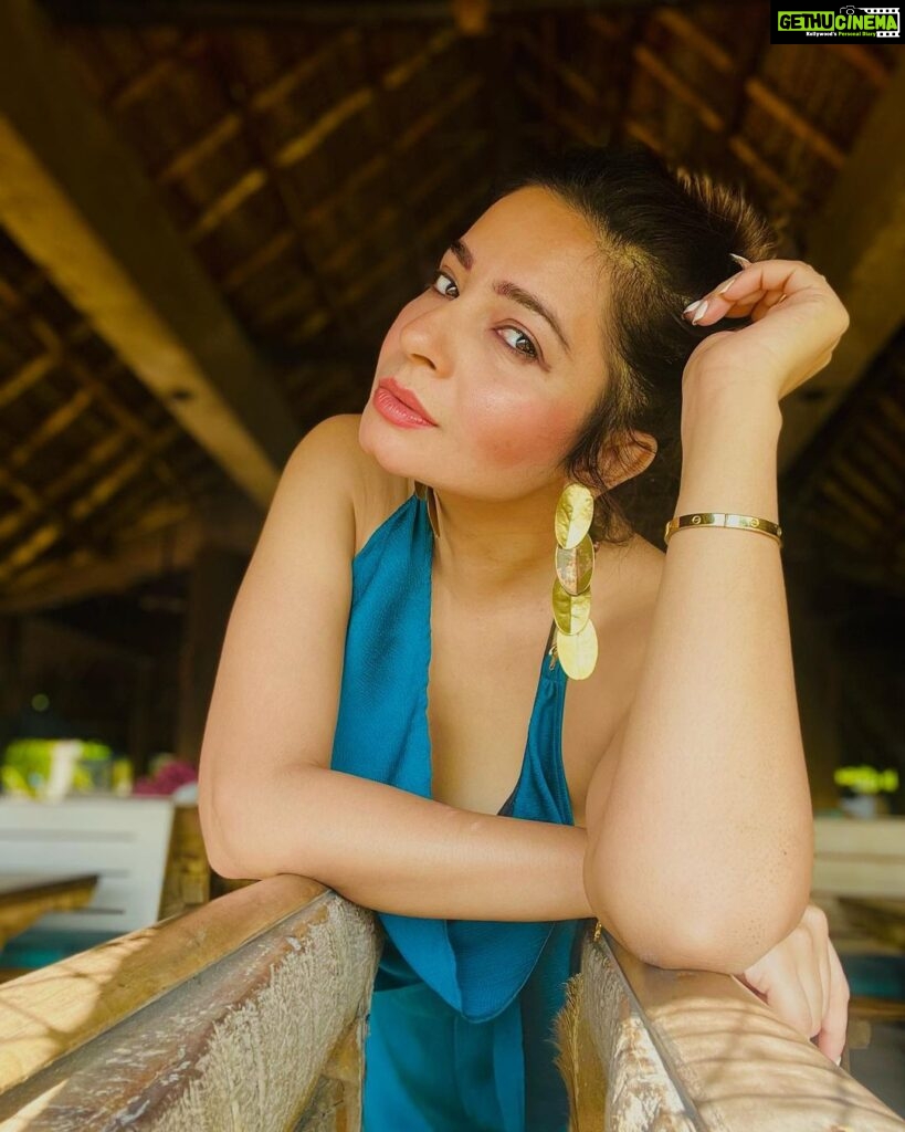 Actress Shonali Nagrani New HD Photos | Gethu Cinema