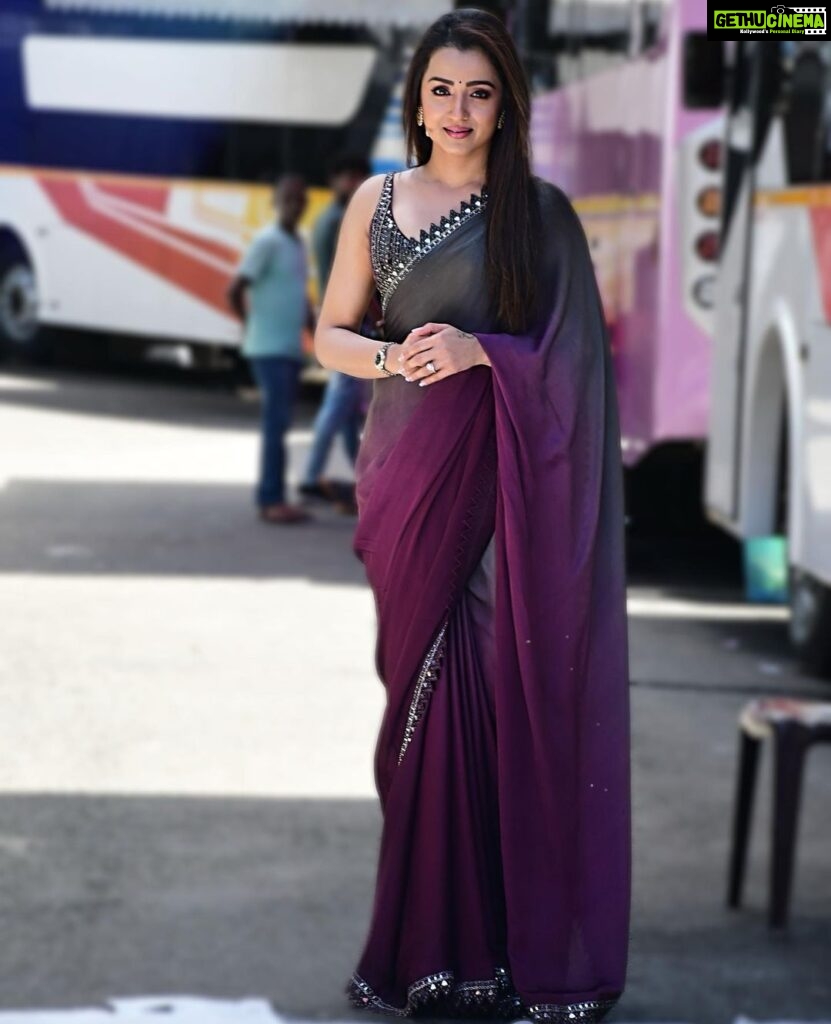 Actress Trisha HD Instagram Photos and Wallpapers December 2022 | Gethu ...