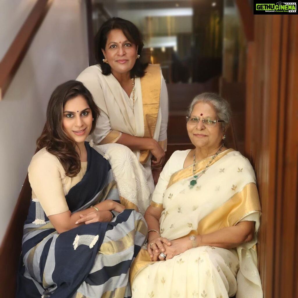 Upasana Kamineni Instagram - Meera aunty & Preethapedama hosted a show to strengthen their ...