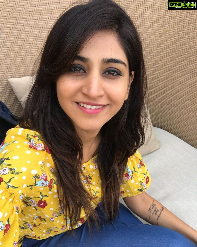 Actress Varshini Sounderajan HD Instagram Photos and Wallpapers January ...