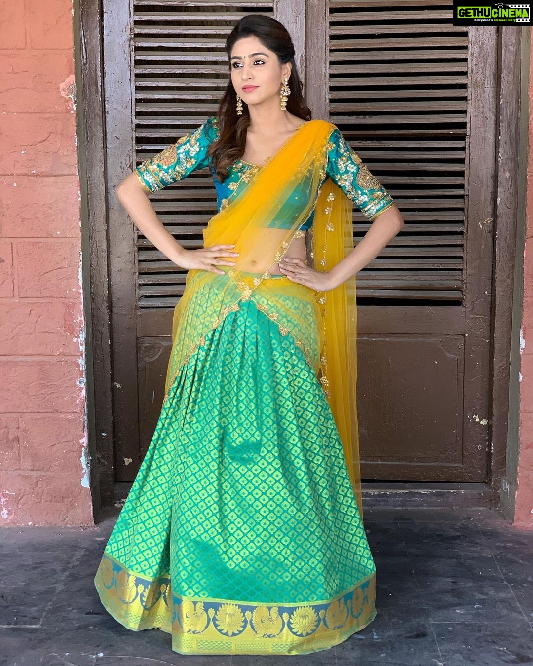 Varshini Sounderajan Instagram – Costume @firoz_design_studio | Gethu ...