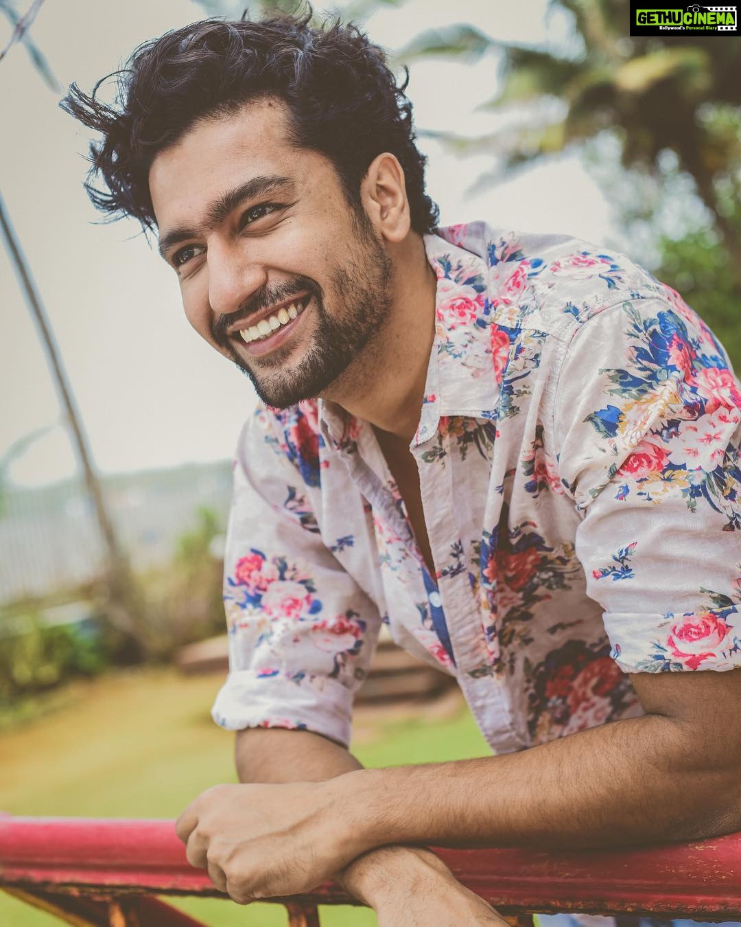 Actor Vicky Kaushal HD Instagram Photos and Wallpapers November 2017 ...