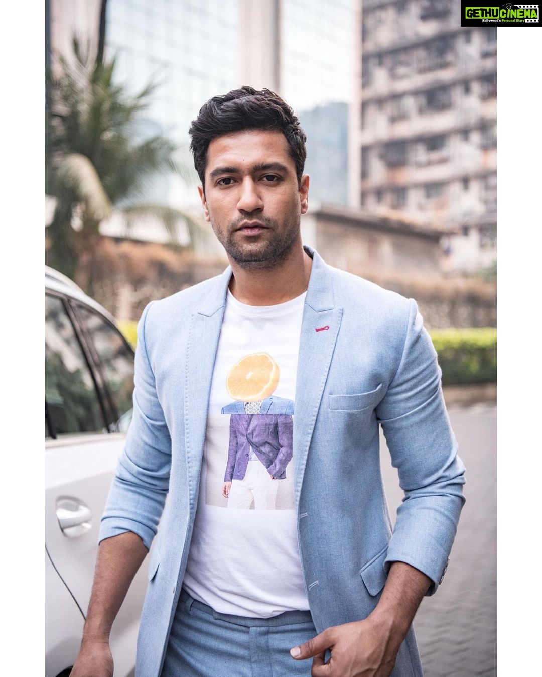Vicky Kaushal Instagram – 🍊 | Gethu Cinema