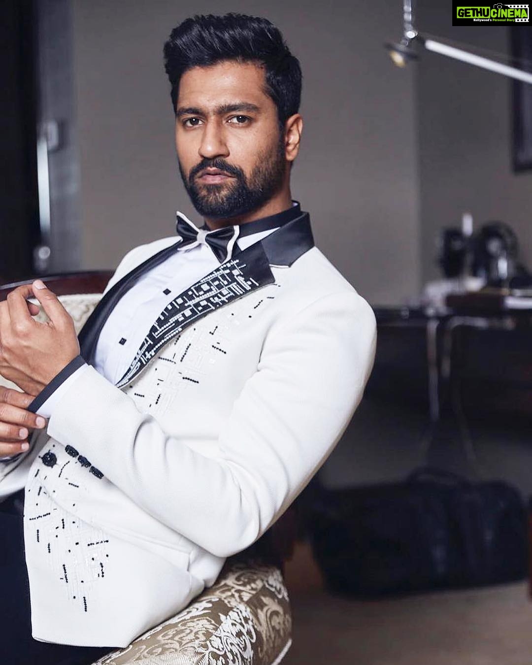 Vicky Kaushal Instagram – All set. #HTIndiasMostStylish2019 | Gethu Cinema