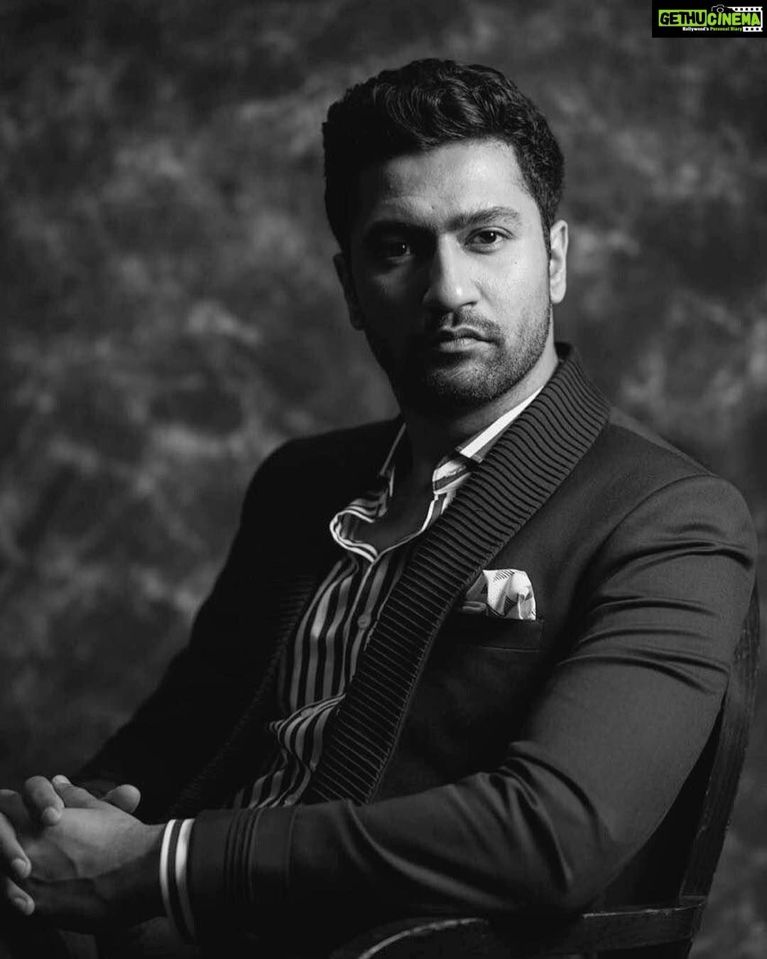 Actor Vicky Kaushal HD Photos and Wallpapers December 2018 - Gethu Cinema