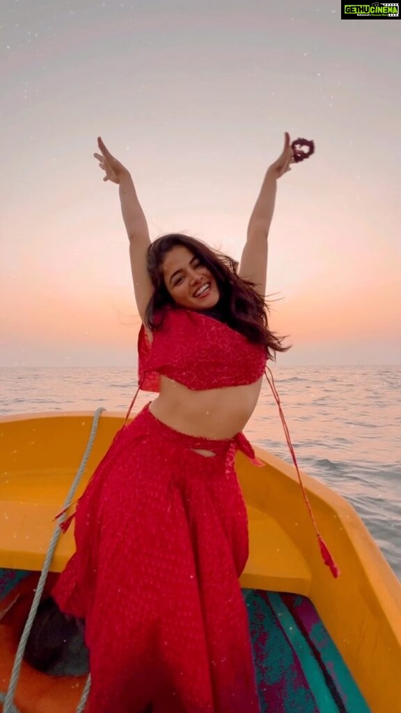 Actress Wamiqa Gabbi HD Instagram Photos and Wallpapers September 2022 ...