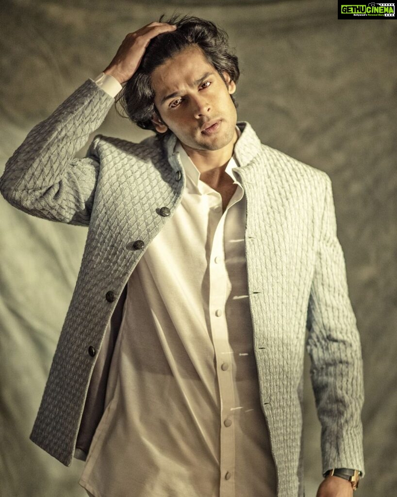 Actor Abhimanyu Dasani HD Instagram Photos and Wallpapers November 2021 ...