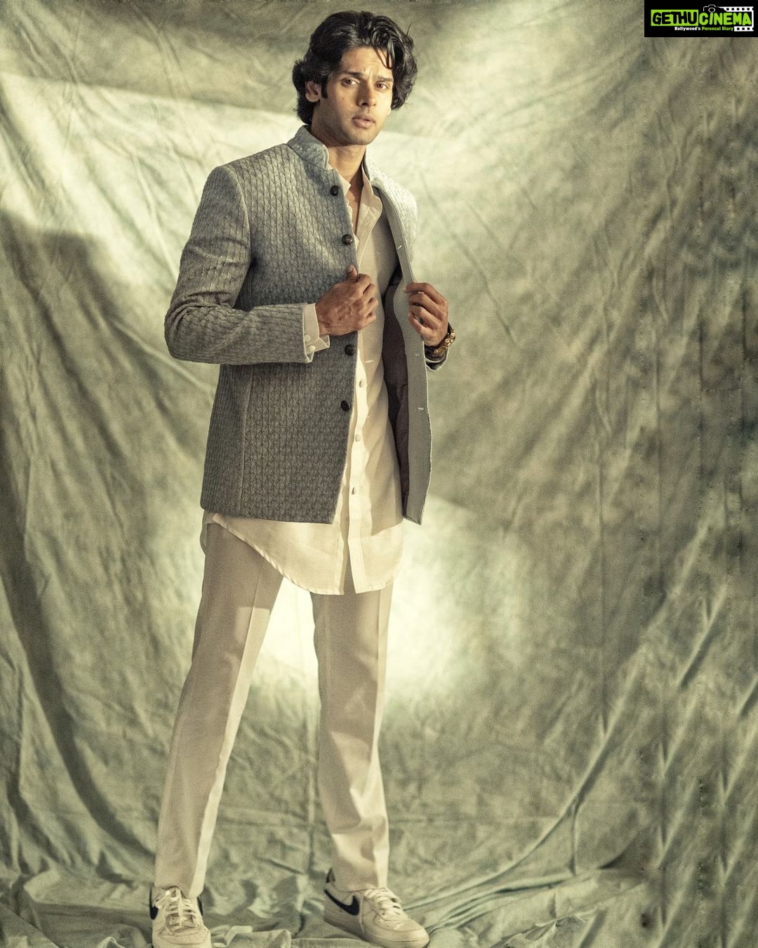 Actor Abhimanyu Dasani HD Instagram Photos and Wallpapers November 2021 ...