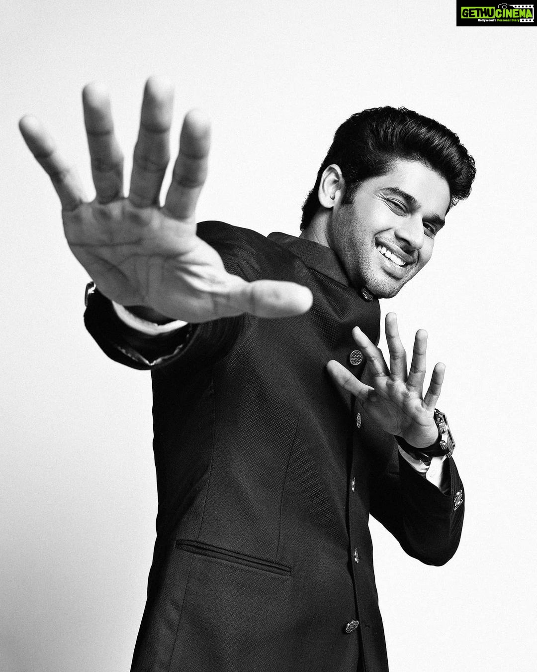 Actor Abhimanyu Dasani HD Photos and Wallpapers May 2020 | Gethu Cinema