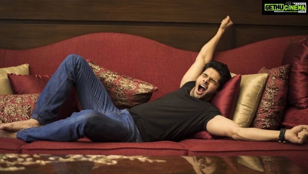 Actor Abhimanyu Dasani HD Photos and Wallpapers May 2020 | Gethu Cinema