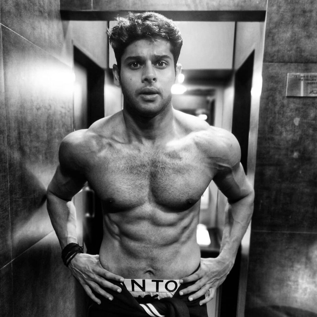 Actor Abhimanyu Dasani HD Photos and Wallpapers May 2020 - Gethu Cinema