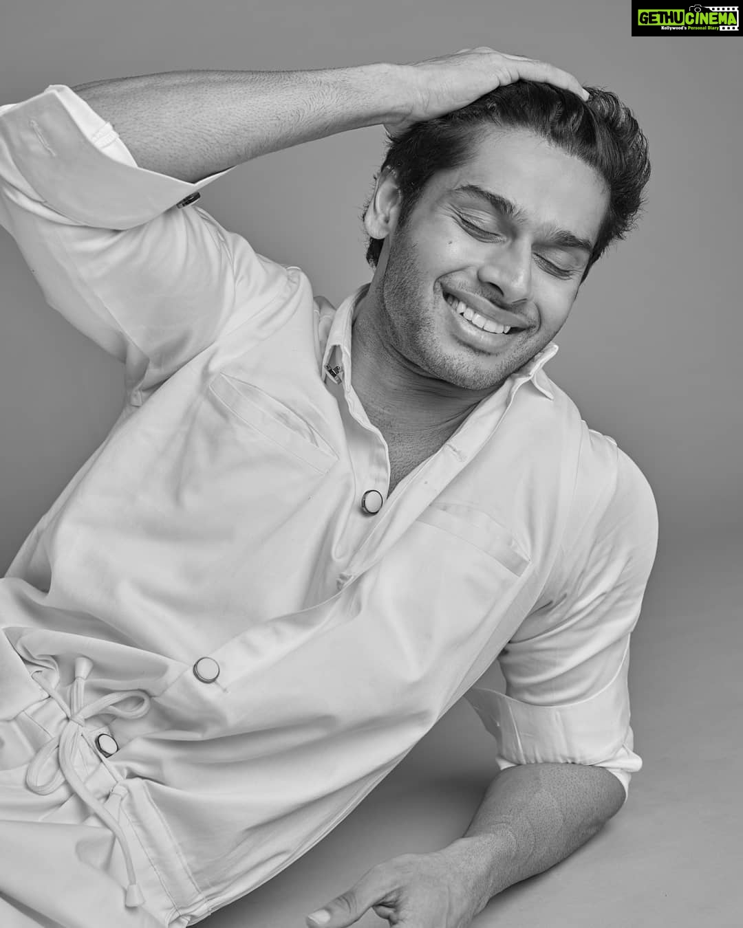 Actor Abhimanyu Dasani HD Instagram Photos and Wallpapers August 2019 ...