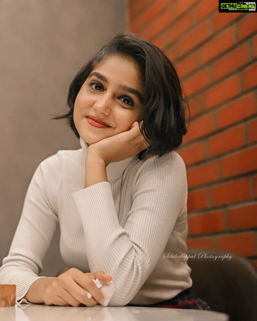 Actress Anaswara Rajan HD Photos and Wallpapers March 2022 | Gethu Cinema