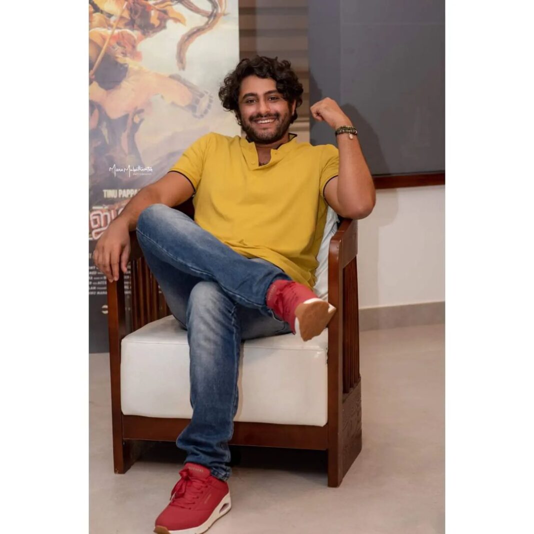 Actor Antony Varghese HD Instagram Photos and Wallpapers February 2022 ...