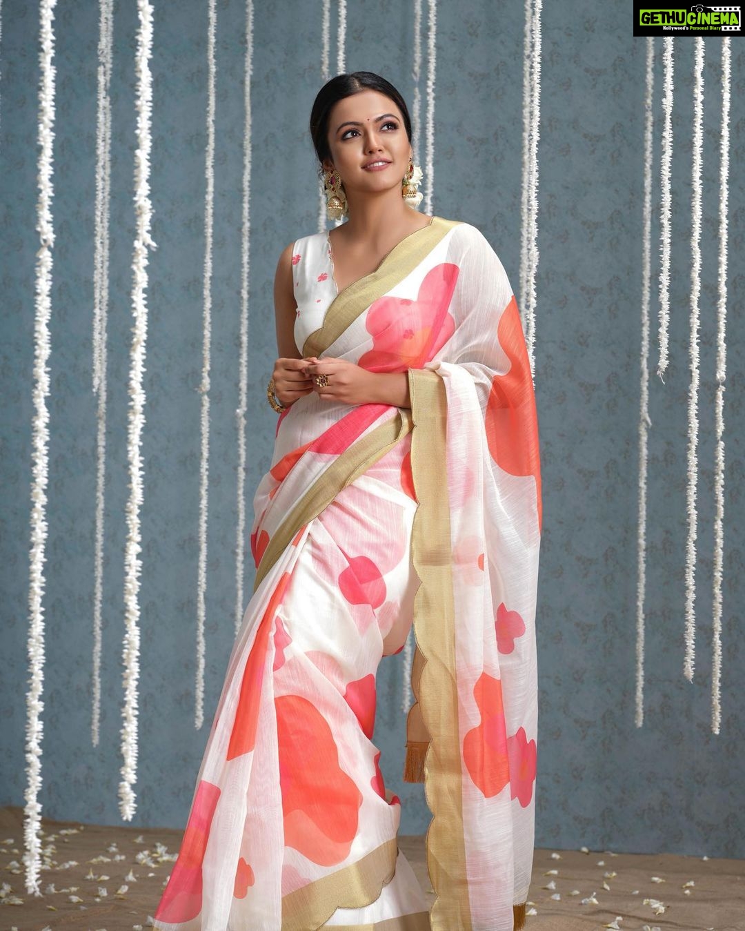 Aparna Das Instagram – This Onam from @arsignatureofficial # ...