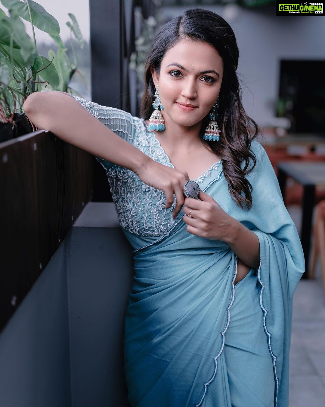 Actress Aparna Das HD Instagram Photos and Wallpapers September 2022 | Gethu Cinema