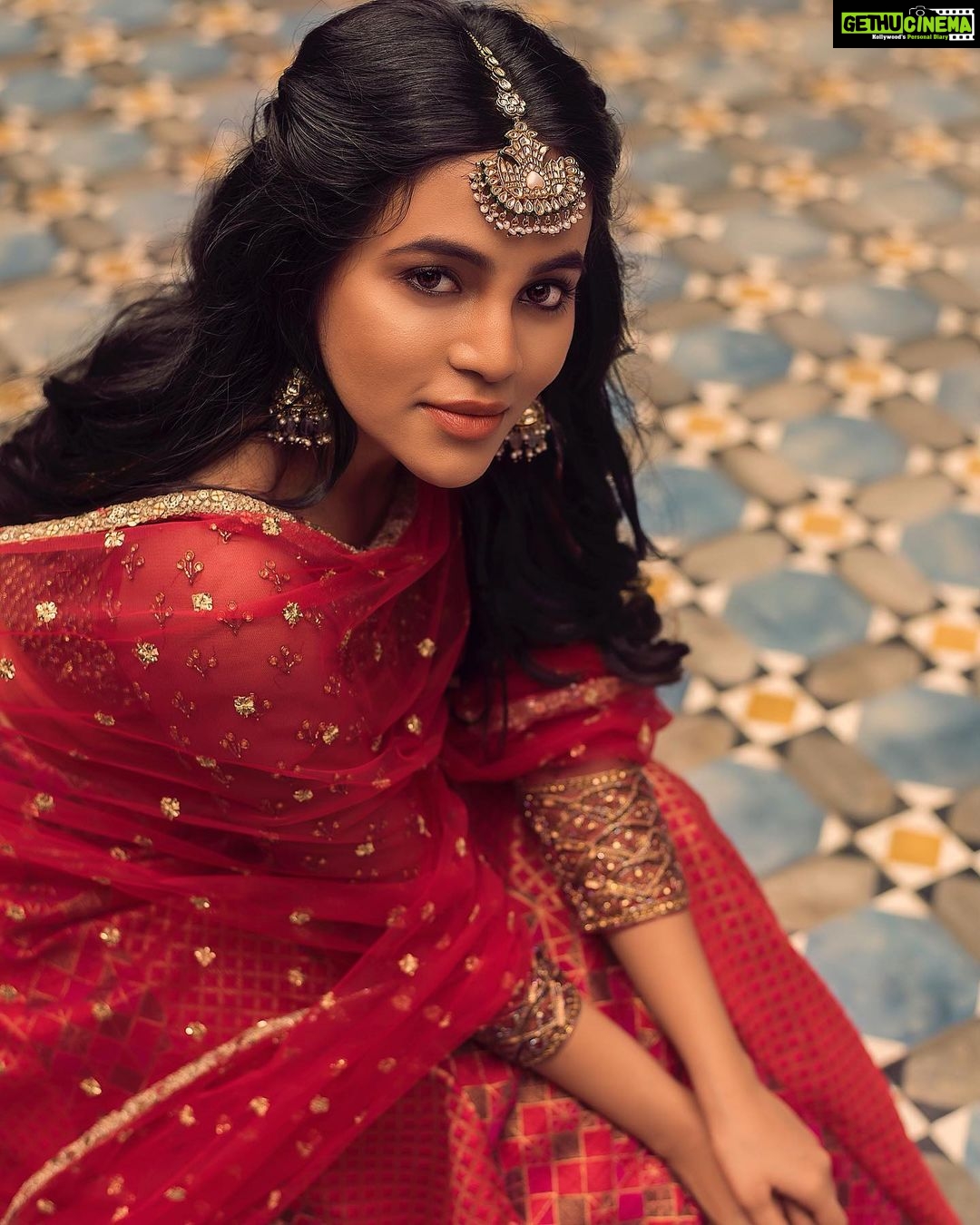 Bhavani Sre Instagram – @chisellemakeupandhair X @balakumaran.19 X ...