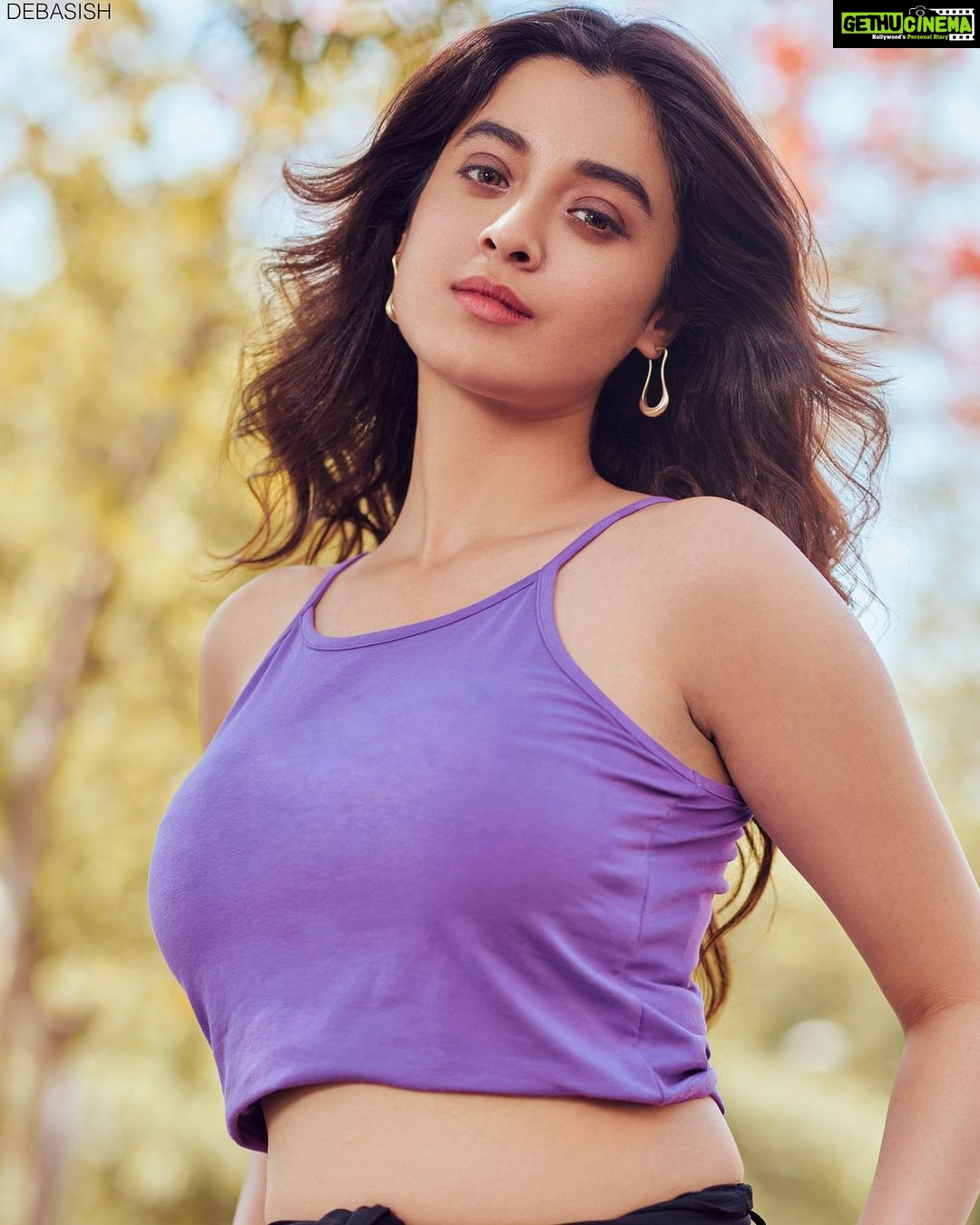 Darshana Banik Instagram – Look at people with the eyes of your heart 💜💜 @debasishbiswas ...