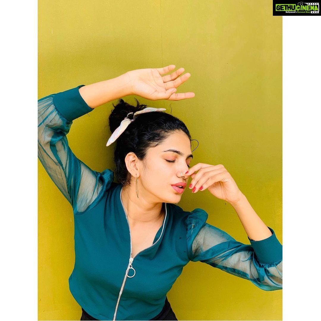 Deepa Thomas Instagram – Confusion that never stops The closing walls ...