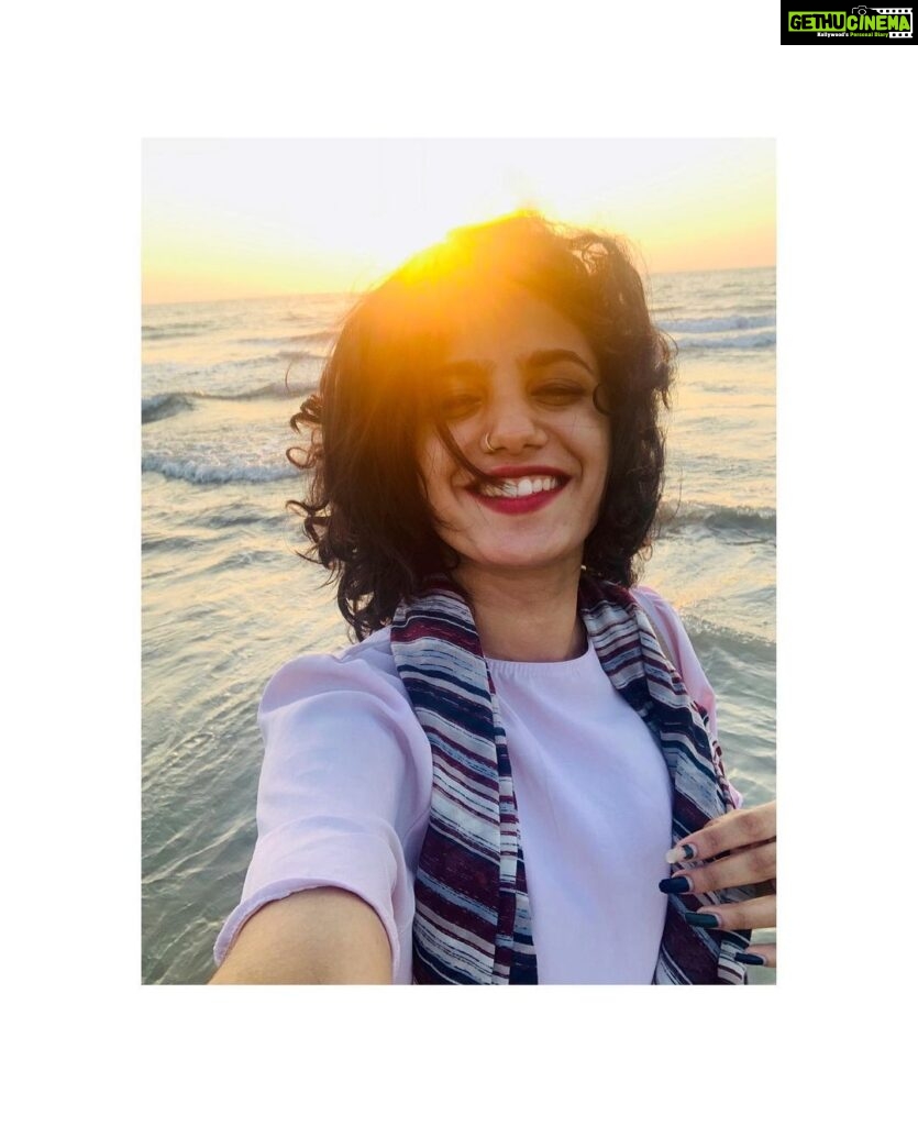 Actress Deepa Thomas HD Instagram Photos and Wallpapers June 2020 ...