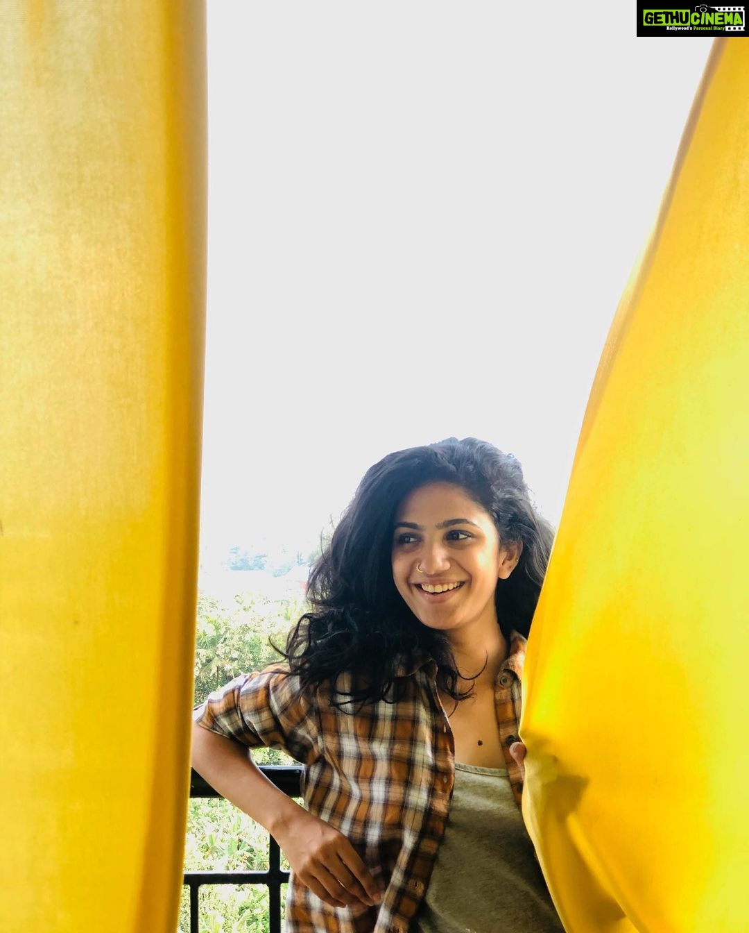 Deepa Thomas Instagram – 🤍 | Gethu Cinema