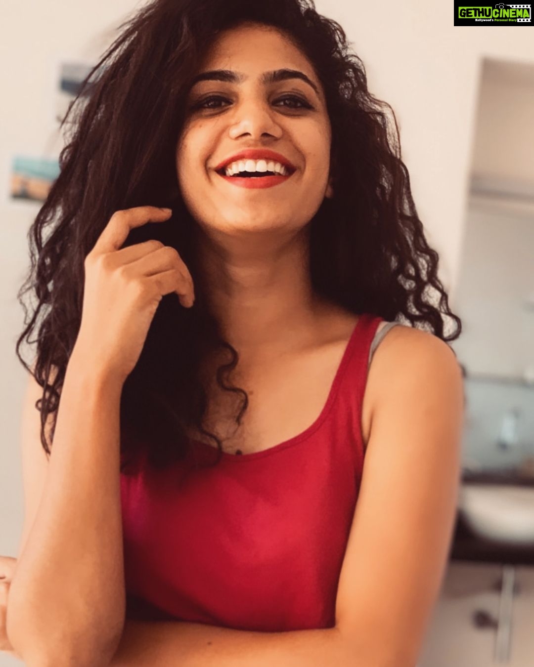 Deepa Thomas Instagram – “The tilaka “ 🔴 Desom, Aluva, KL, IN. | Gethu ...