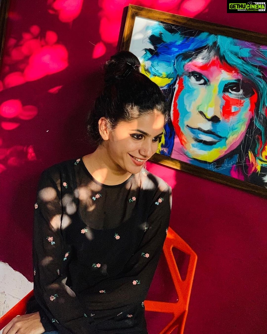 Deepa Thomas Instagram – 🎨 Pic credits – @harith_cnv | Gethu Cinema