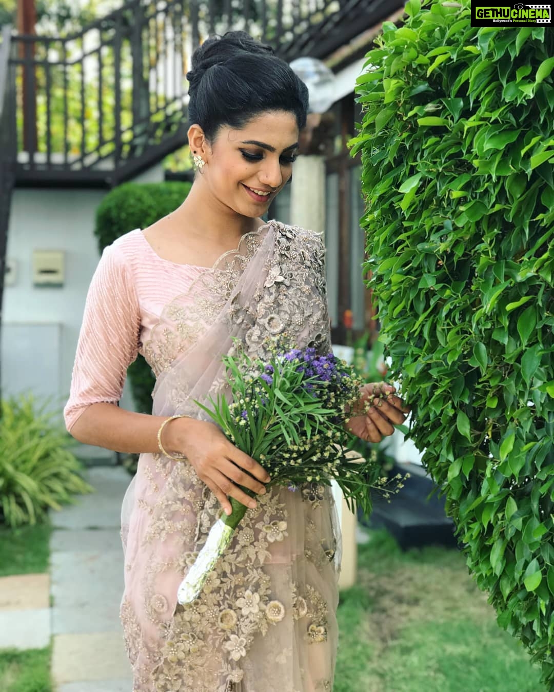 Deepa Thomas Instagram – A Photograph @i_am_vivek🙂 | Gethu Cinema