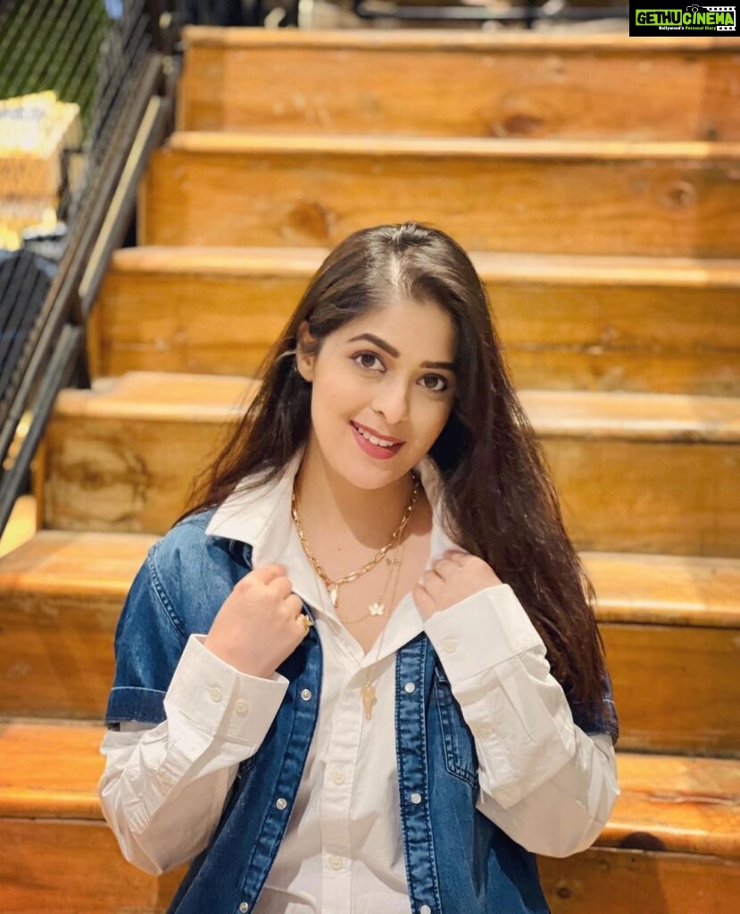 Actress Garima Jain HD Instagram Photos and Wallpapers August 2022 ...