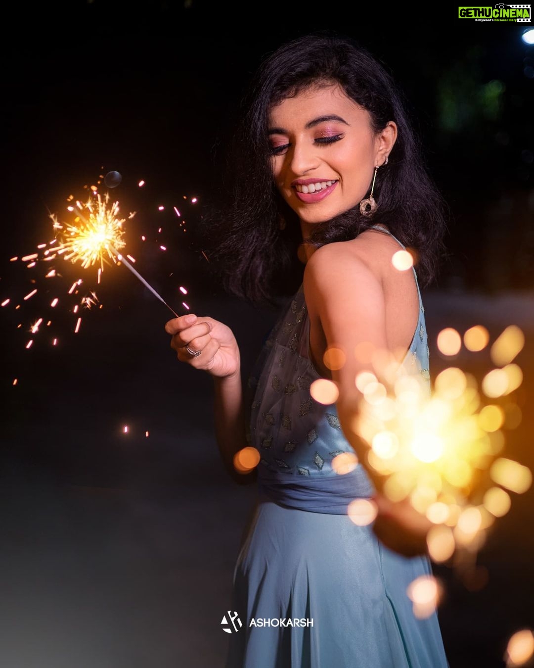 Actress Harija HD Photos and Wallpapers November 2021 - Gethu Cinema