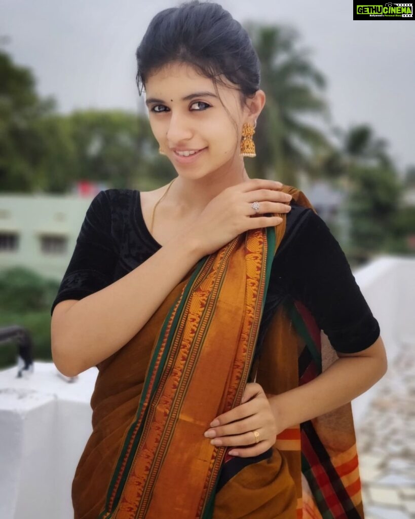 Actress Harija HD Photos and Wallpapers November 2021 - Gethu Cinema
