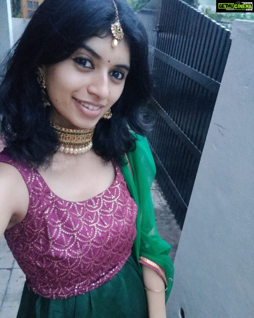 Actress Harija HD Instagram Photos and Wallpapers November 2021 | Gethu ...