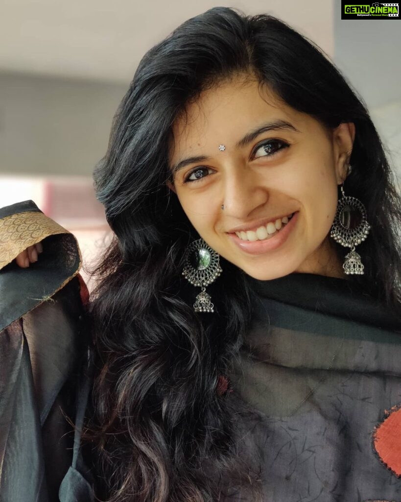 Actress Harija HD Instagram Photos and Wallpapers July 2021 | Gethu Cinema