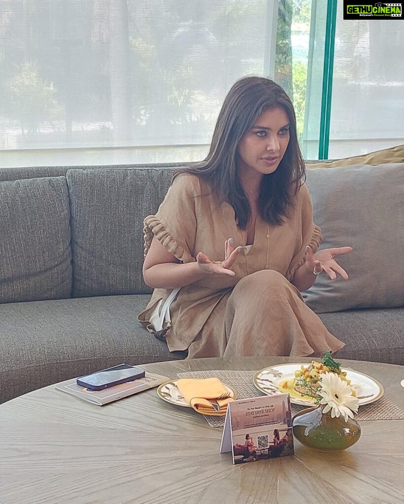Actress Lisa Ray HD Instagram Photos and Wallpapers October 2022 ...