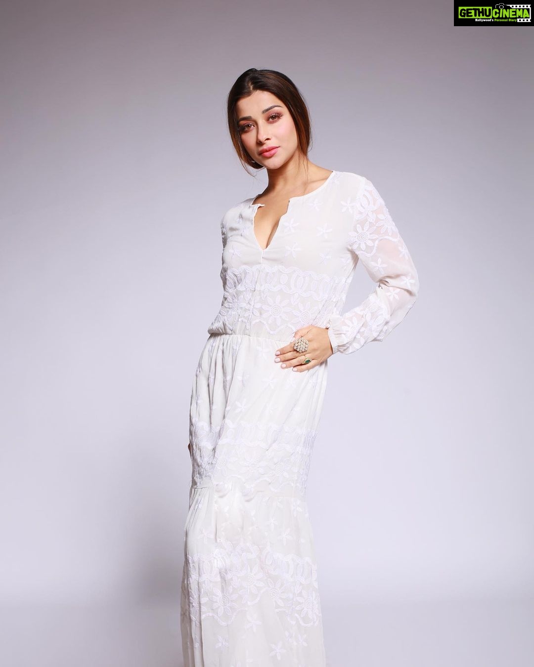 Actress Madhuurima HD Instagram Photos and Wallpapers November 2022 ...