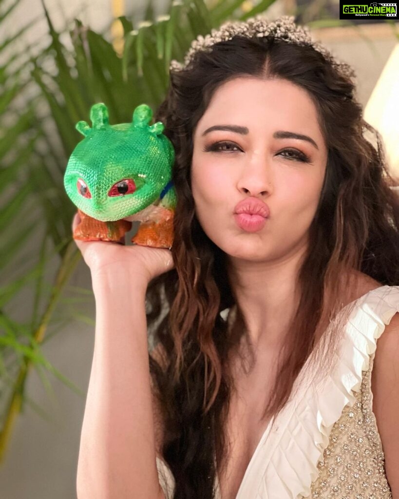 Actress Madhuurima HD Photos and Wallpapers November 2022 - Gethu Cinema