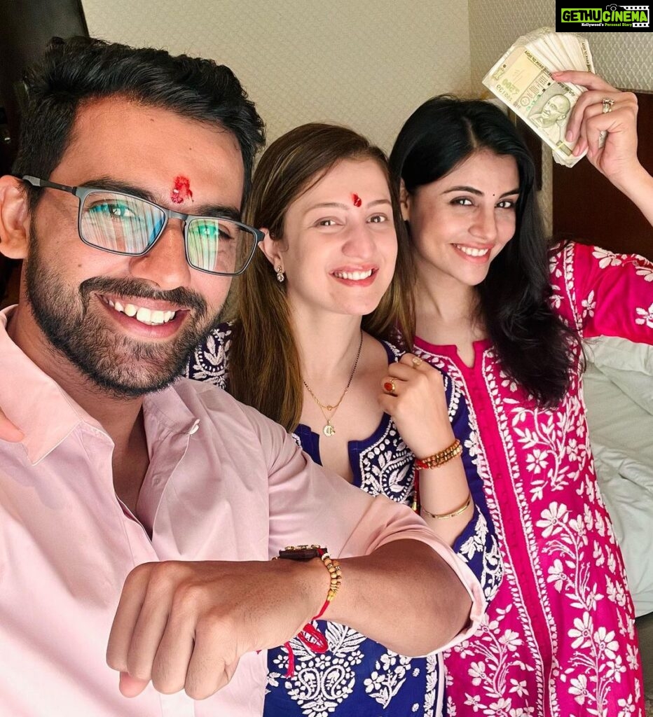 Actress Malti Chahar HD Instagram Photos and Wallpapers August 2022 ...