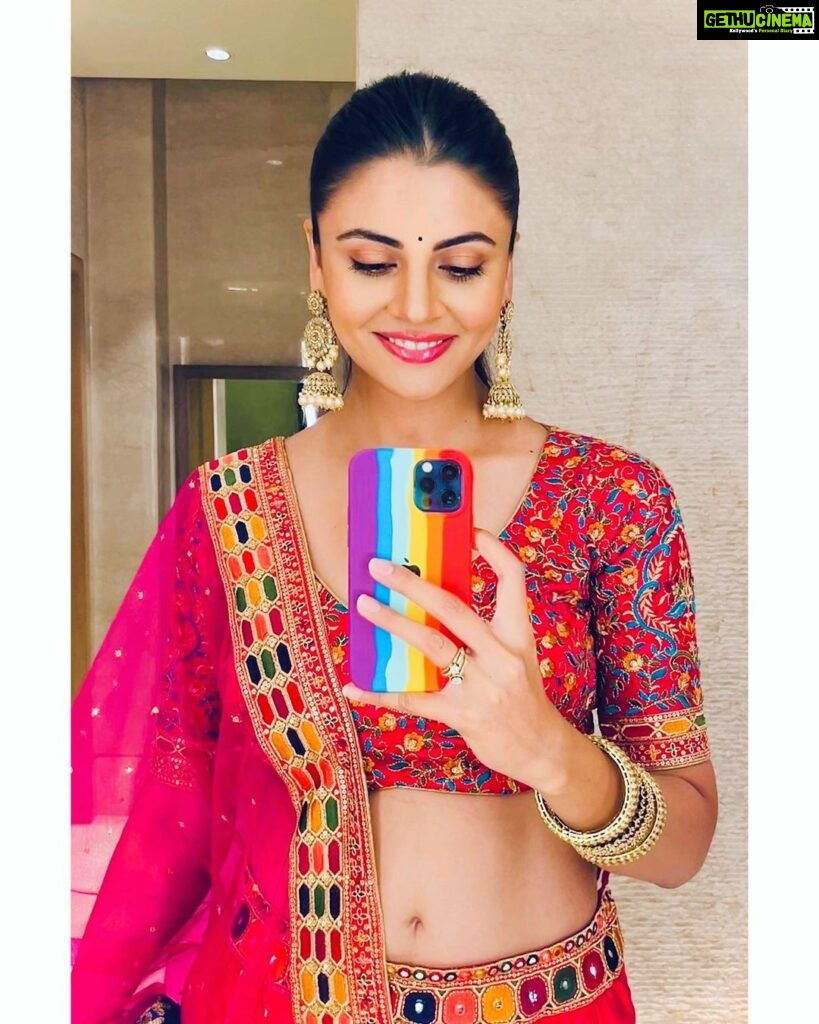 Actress Malti Chahar HD Instagram Photos and Wallpapers June 2022 ...